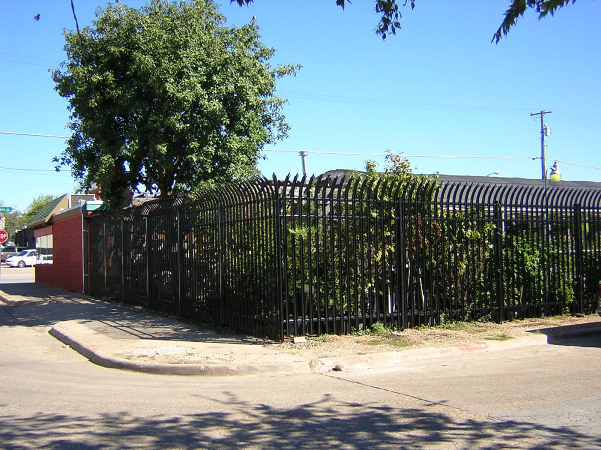 Commercial Fence Installation: What Businesses Need to Know Before ...